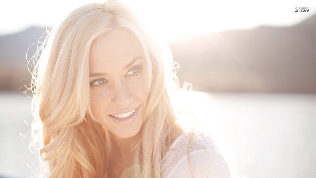 Picture of Aqueela Zoll