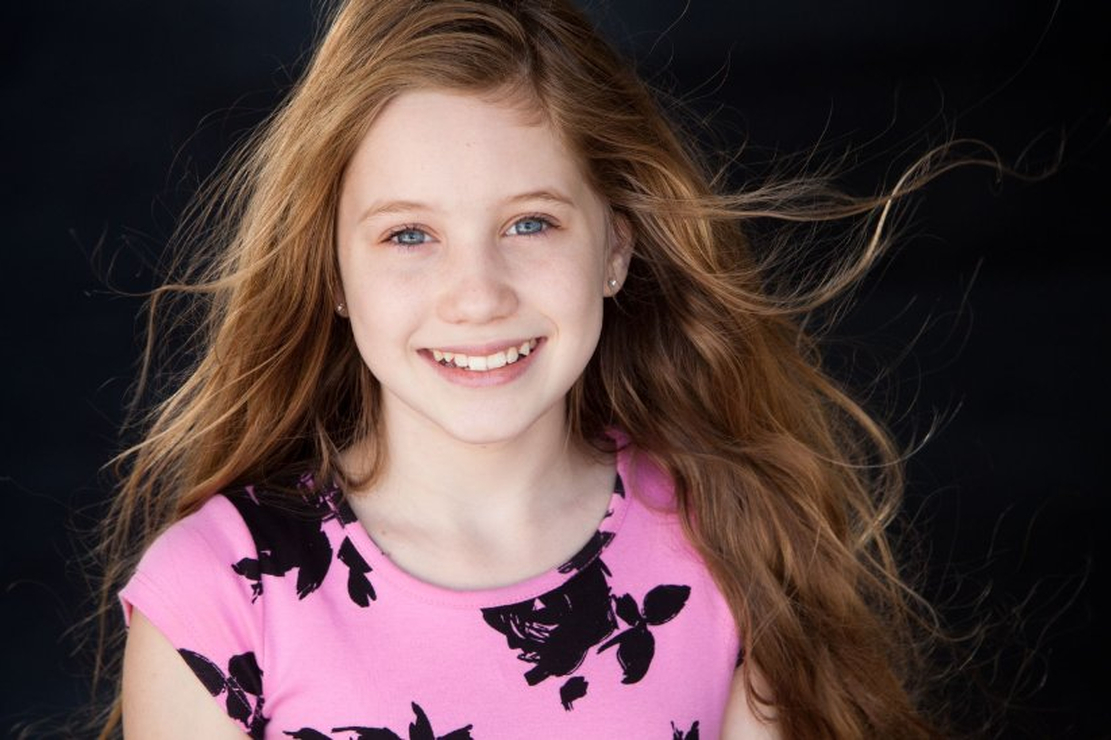Picture of Ava Ames