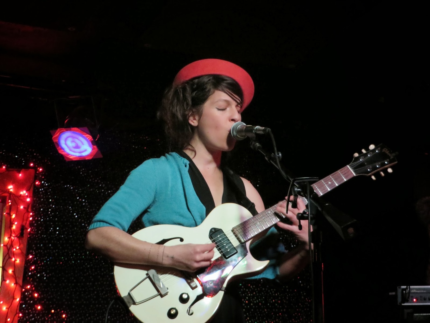 Picture of Jesca Hoop