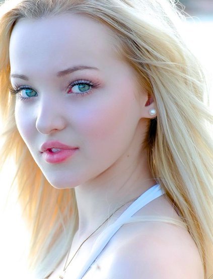 Picture of Dove Cameron