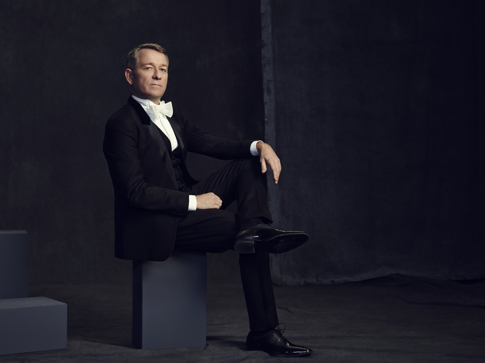 Sean Pertwee picture