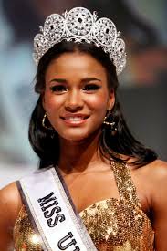 Picture of Leila Lopes