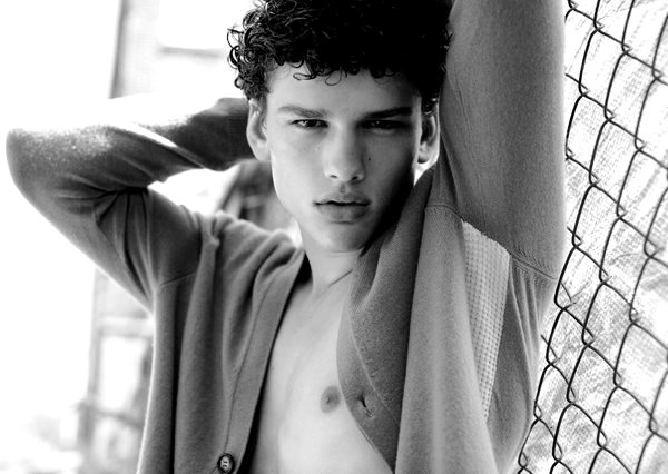 Picture of Simon Nessman
