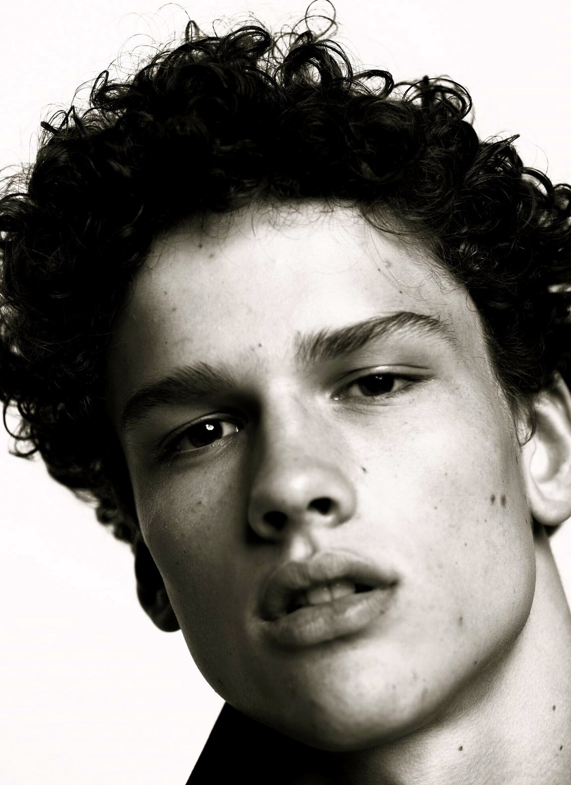 Picture of Simon Nessman
