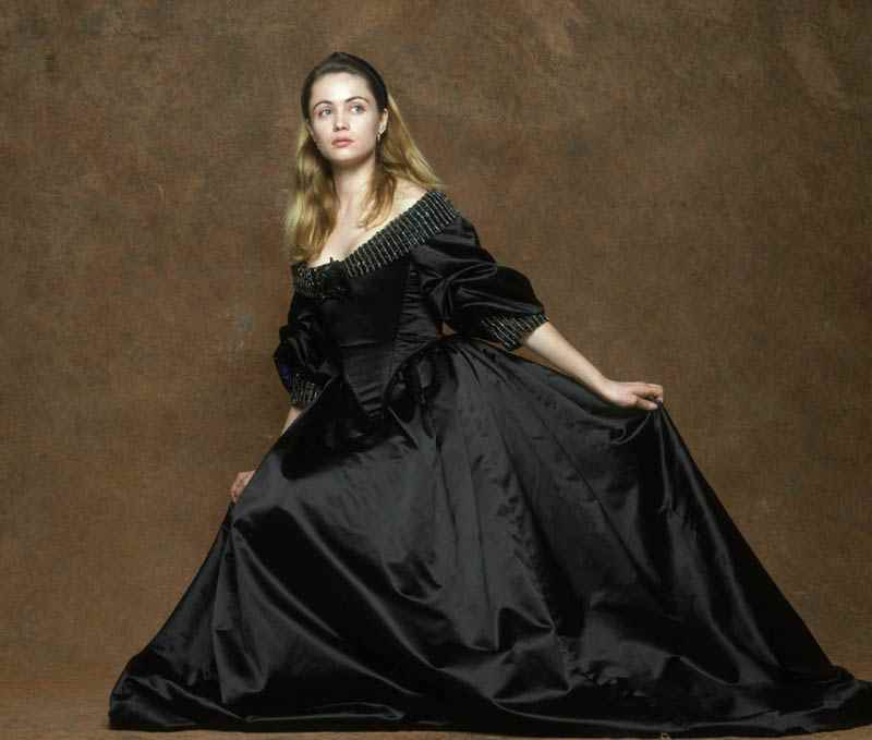 Picture of Emmanuelle Béart