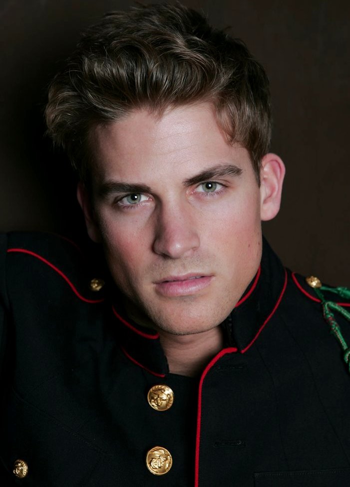 Picture of David Entinghe