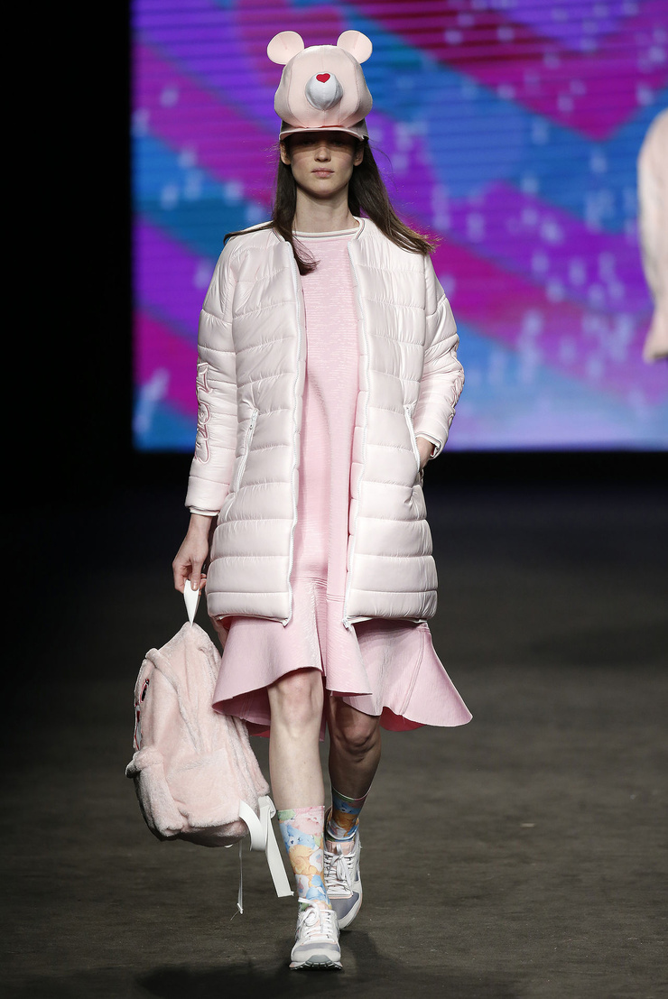 Carla Crombie picture