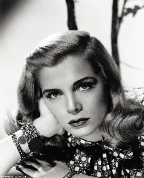 Picture of Lizabeth Scott