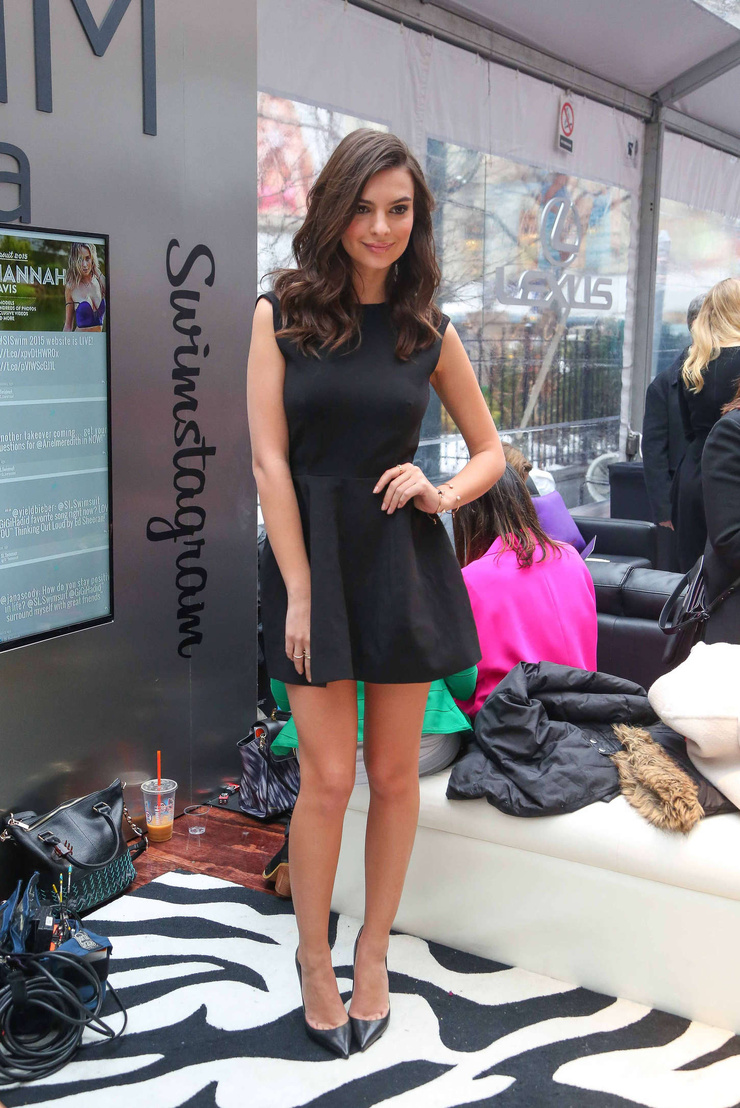 Picture of Emily Ratajkowski