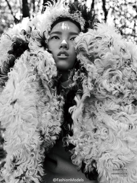 ELLE China October 2014 by Li Qi