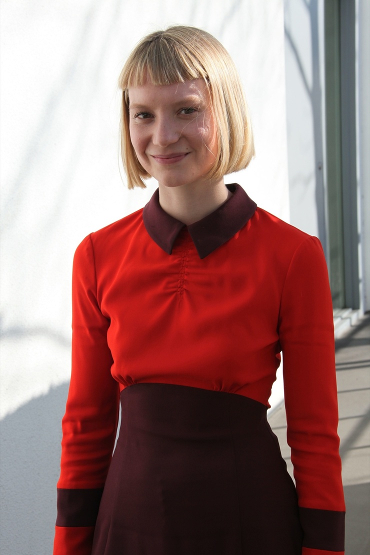 Mia Wasikowska picture