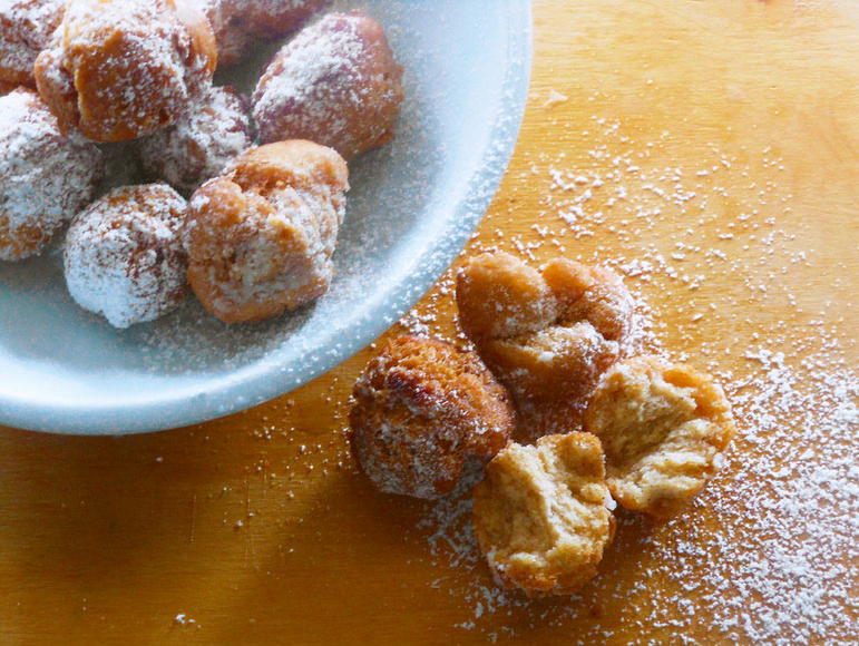 Picture of Castagnole (Italian sweet fried dough balls)