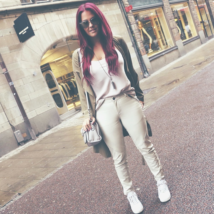 Picture of Molly Sanden