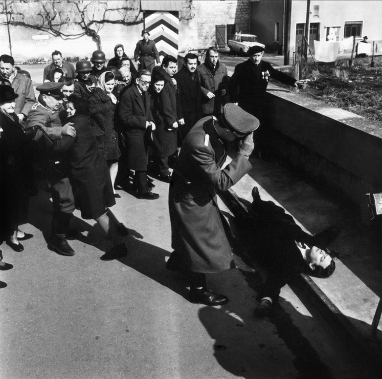 Picture of Line of Demarcation