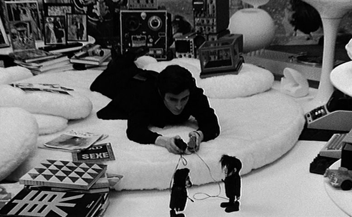 Picture of Who Are You, Polly Maggoo?