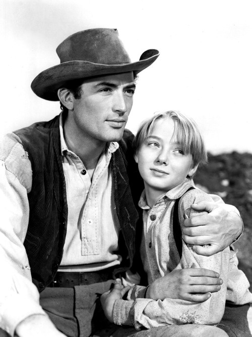 Gregory Peck = Claude Jarman Jr