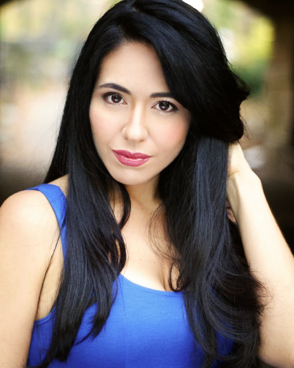 Picture of Raquel Almazan