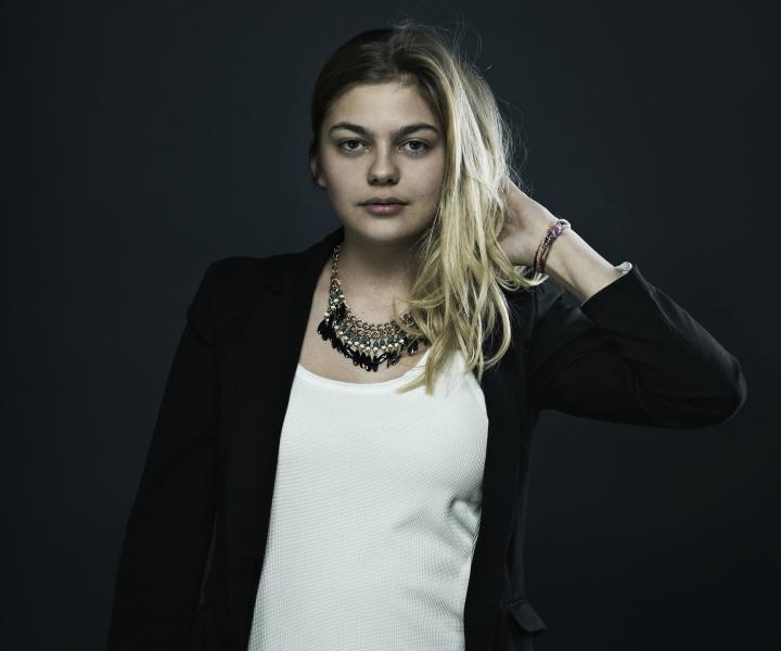 Louane Emera image
