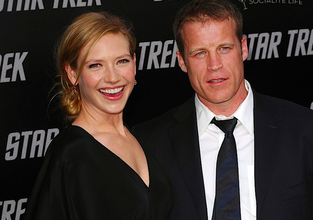 Picture of Mark Valley