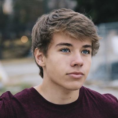 Alex Lee picture