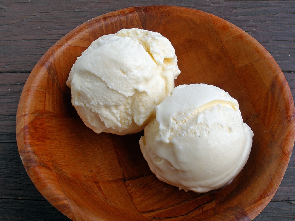 Picture of White Vanilla Ice Cream