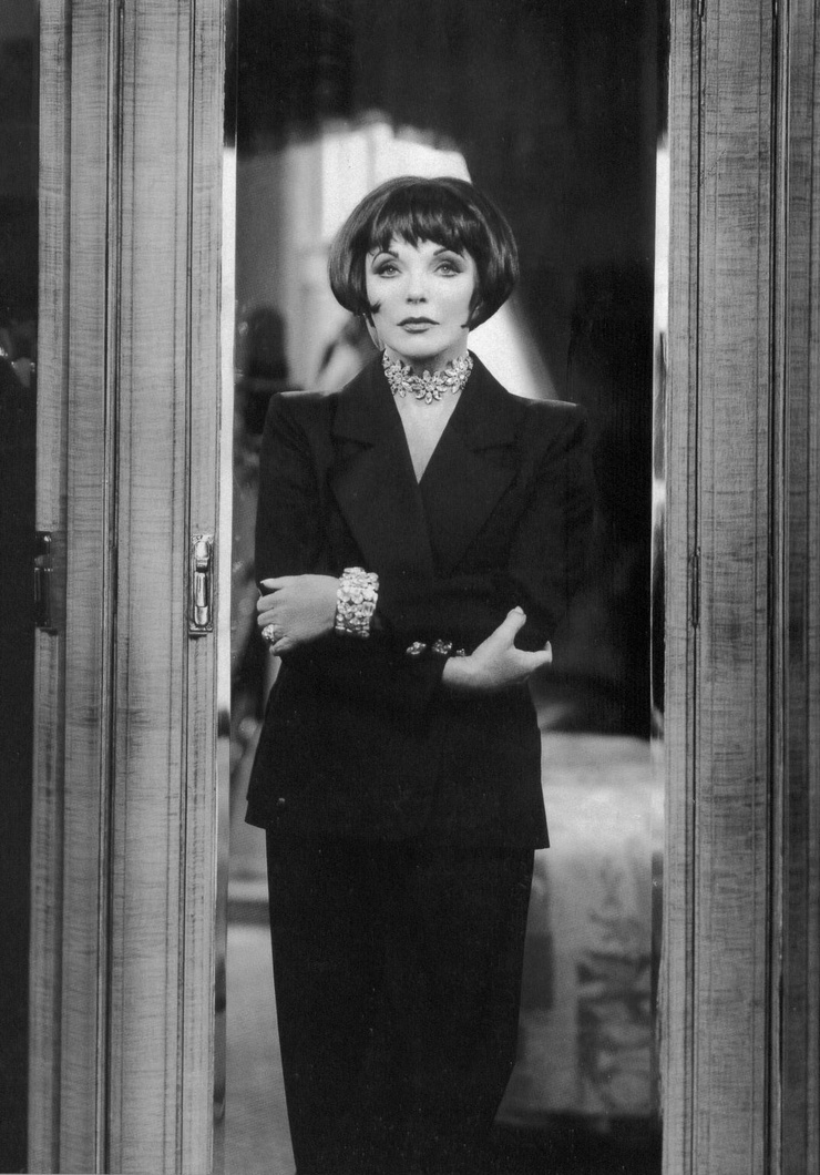 Picture of Joan Collins