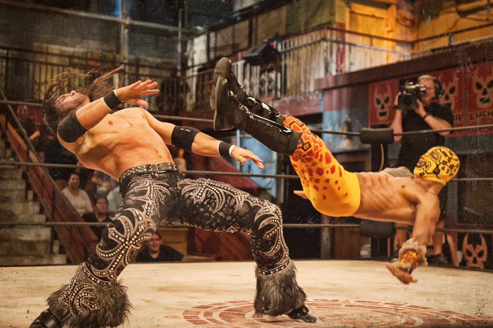 Johnny Mundo vs. Prince Puma (Lucha Underground, (10/29/14) picture