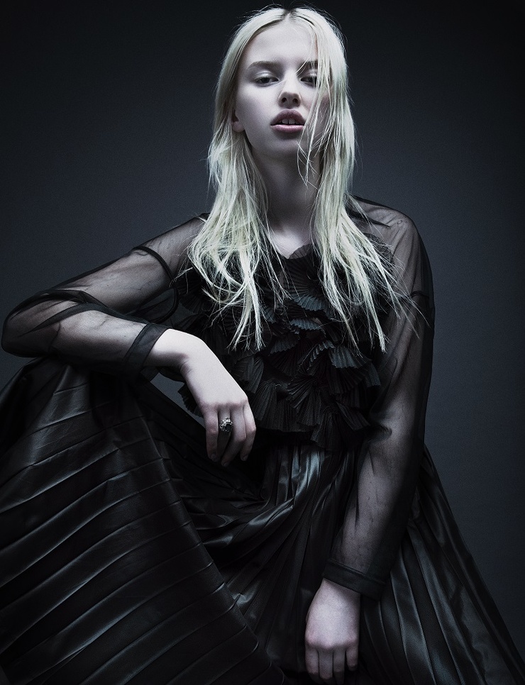 Image of Elodie Russell