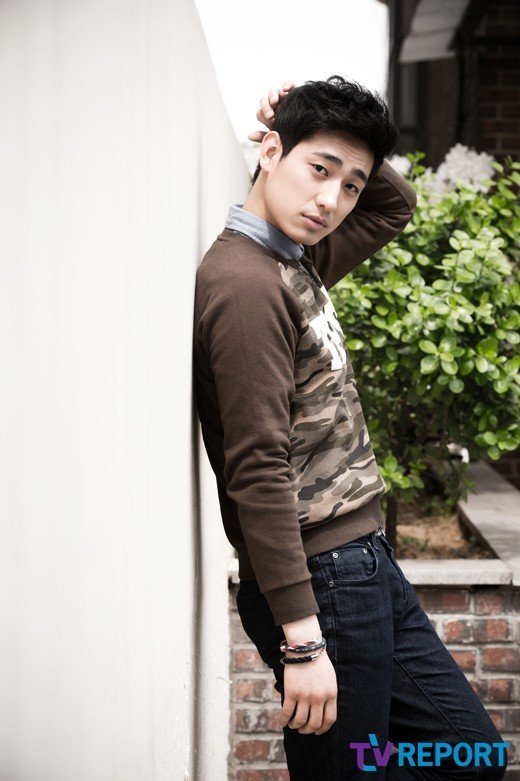 Picture of Yoon Park
