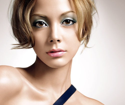 Picture of Anna Tsuchiya