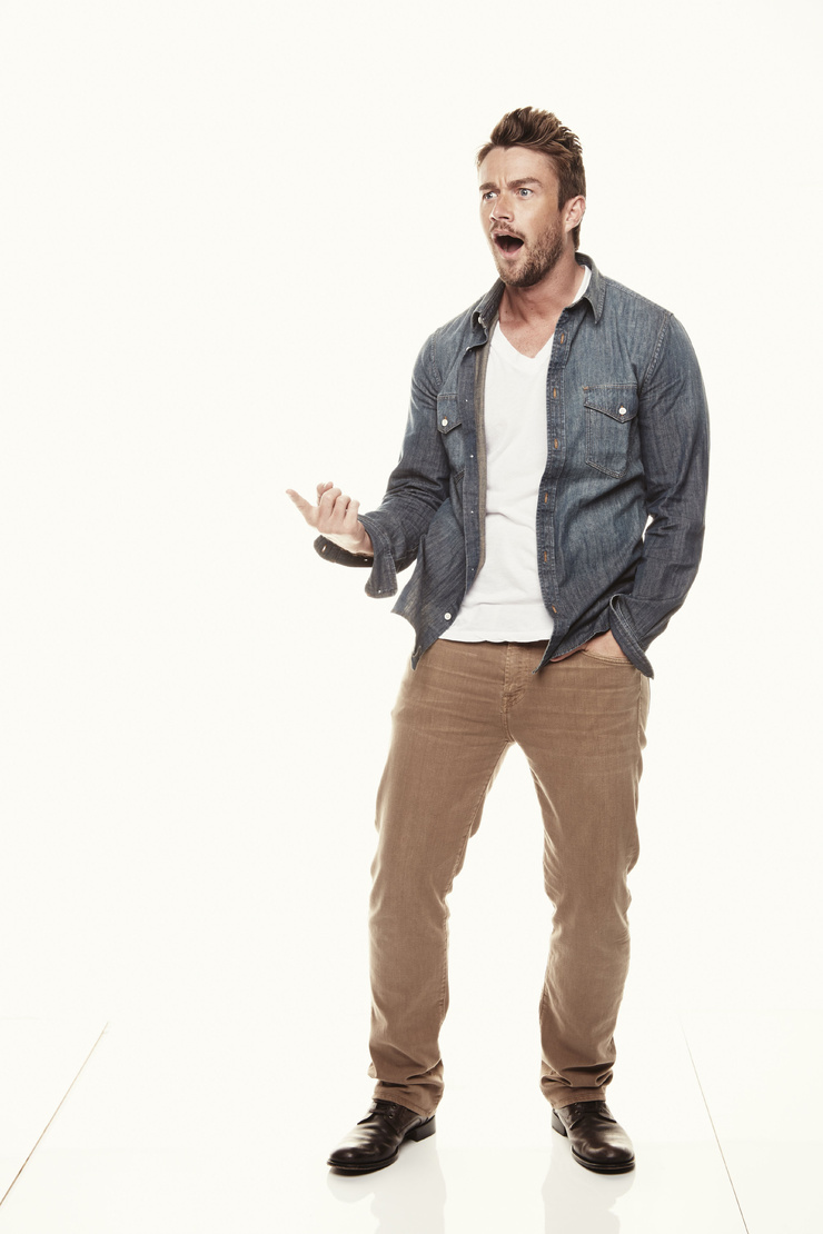 Picture of Robert Buckley