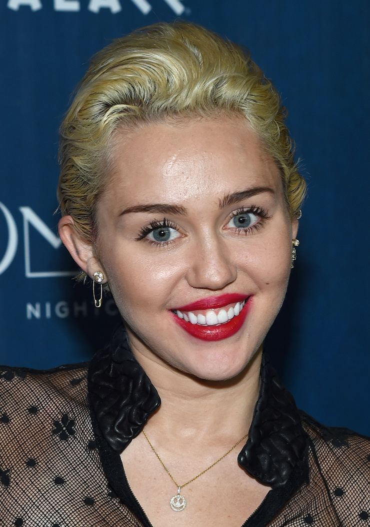 Miley Cyrus image