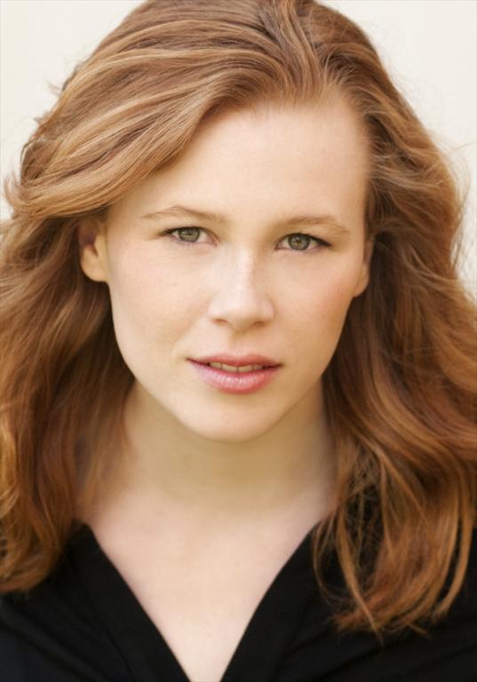 Anna McGahan picture