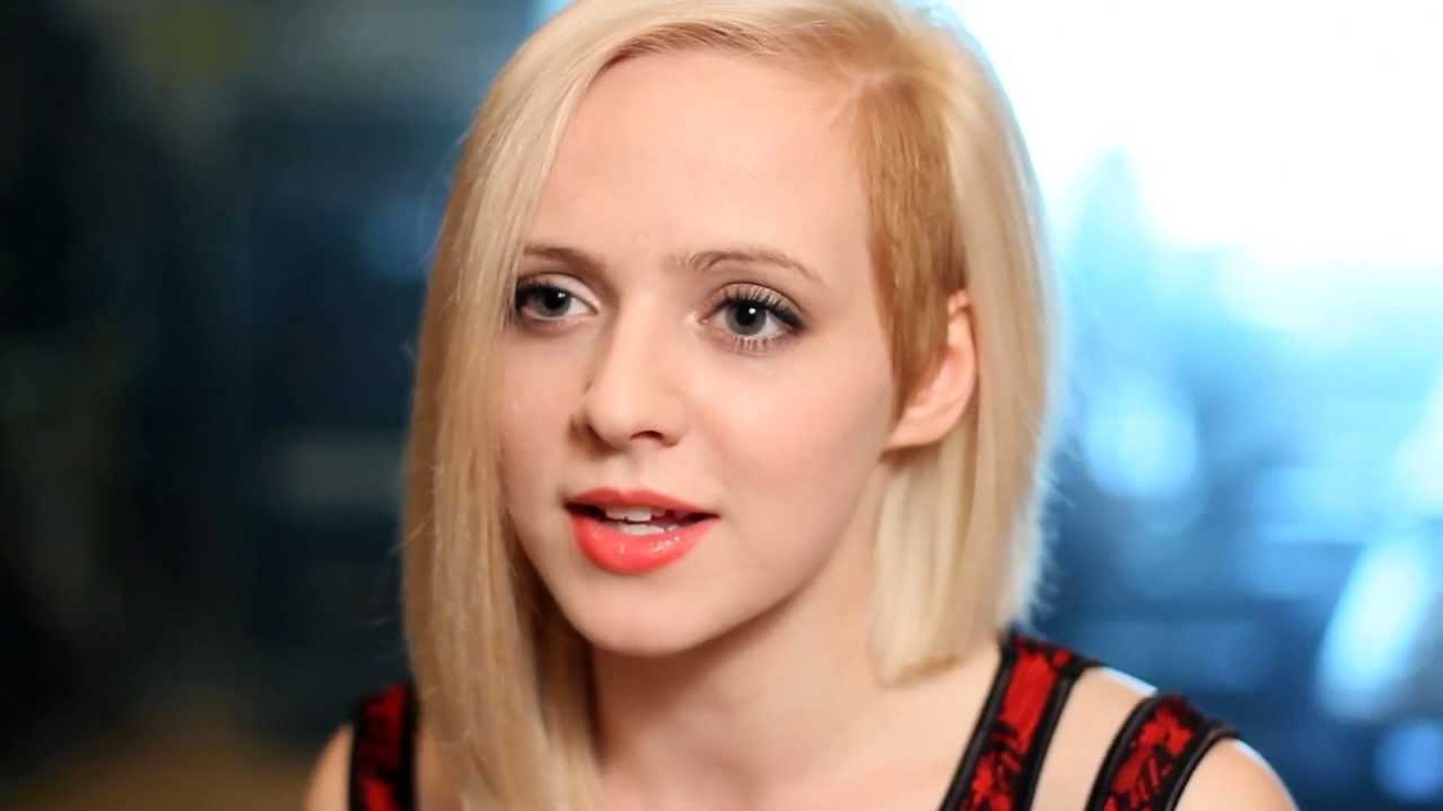 Madilyn Bailey picture