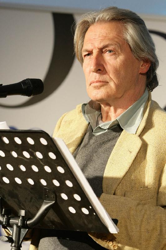 Picture of Carlo Cecchi