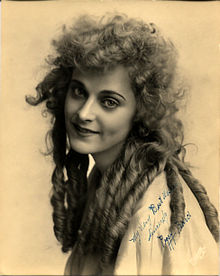 Viola Barry image