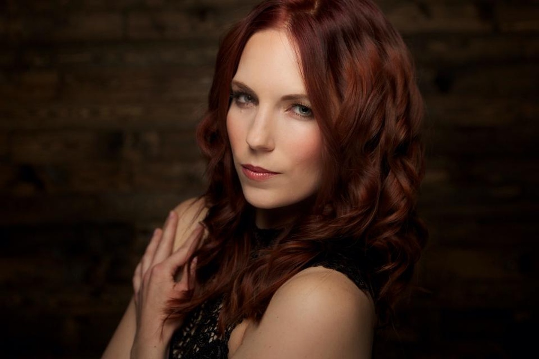 Ali Williams picture