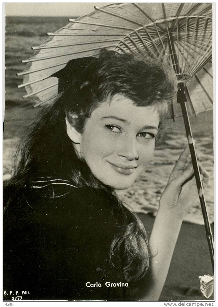 Picture of Carla Gravina