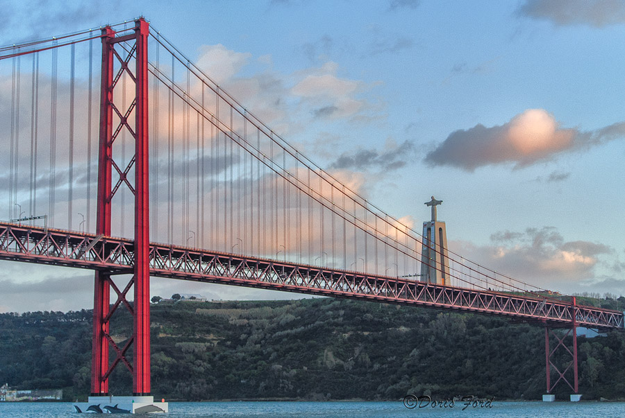 Picture of 25 de Abril Bridge