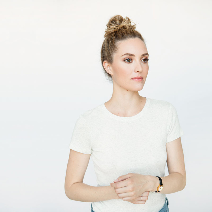 Picture of Evelyne Brochu