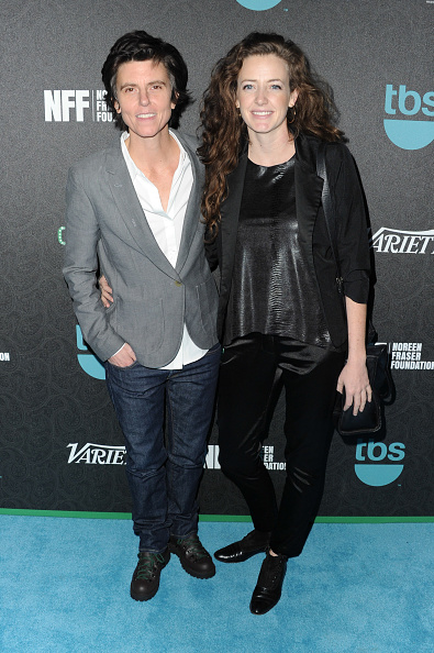 Stephanie Allynne picture