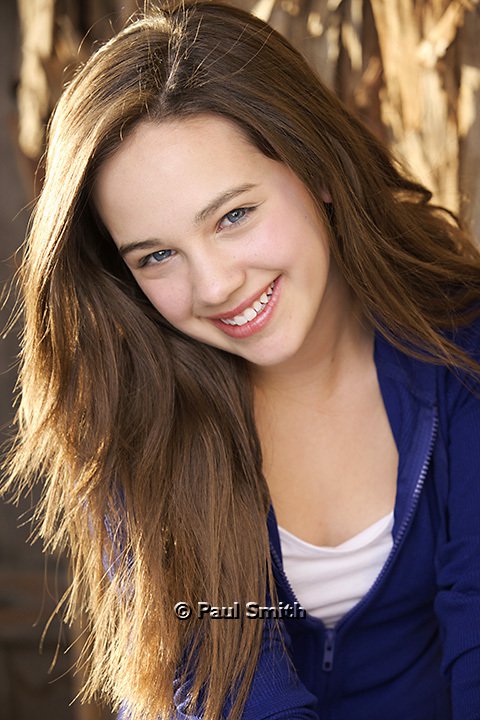 Picture of Mary Mouser
