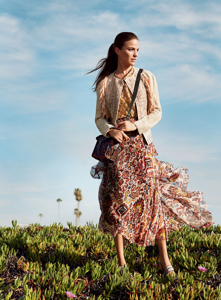 Cameron Russell image