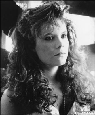 Picture of Robyn Lively