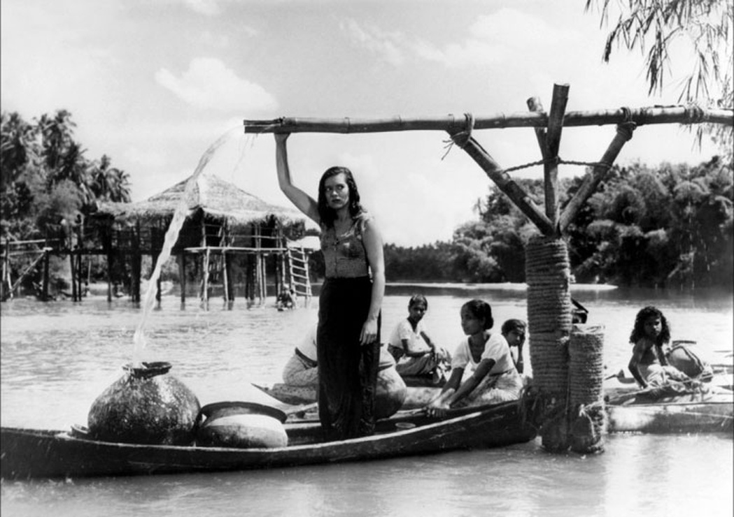 Outcast of the Islands