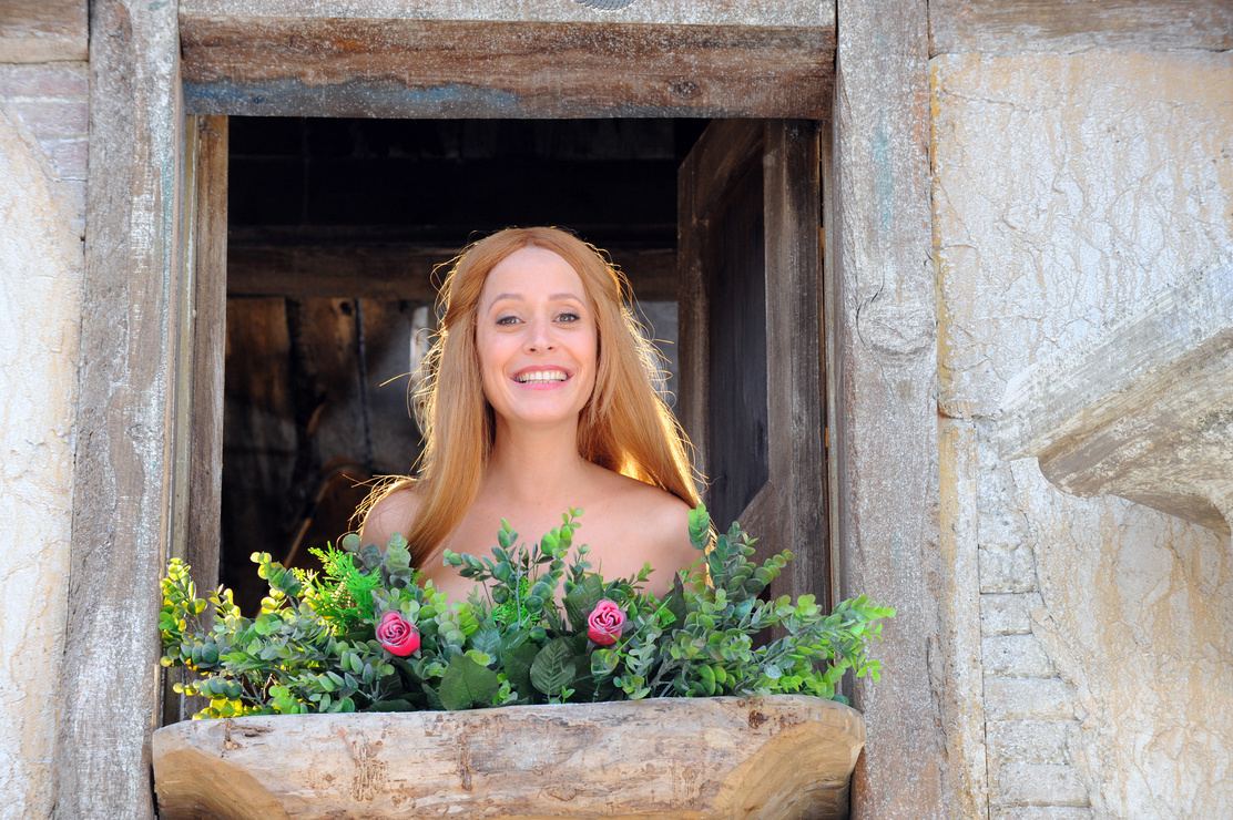 Picture of Alma Zack