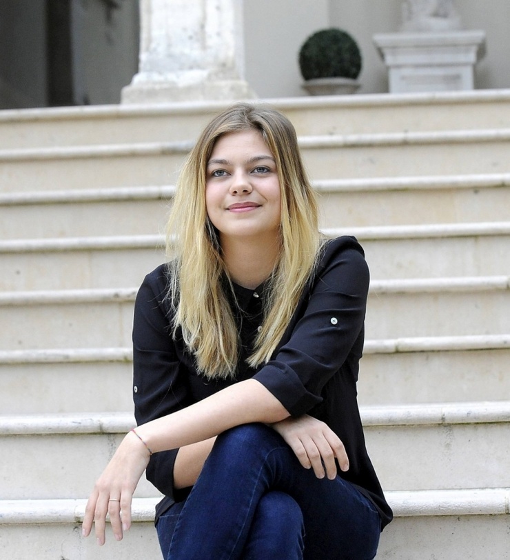 Image of Louane Emera