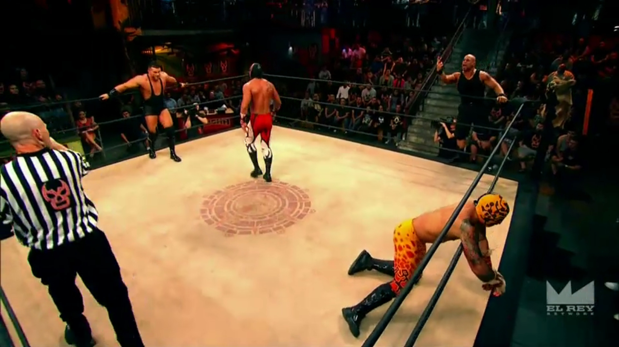 Picture of King Cuerno & Cage vs. Prince Puma & Hernandez (Lucha ...