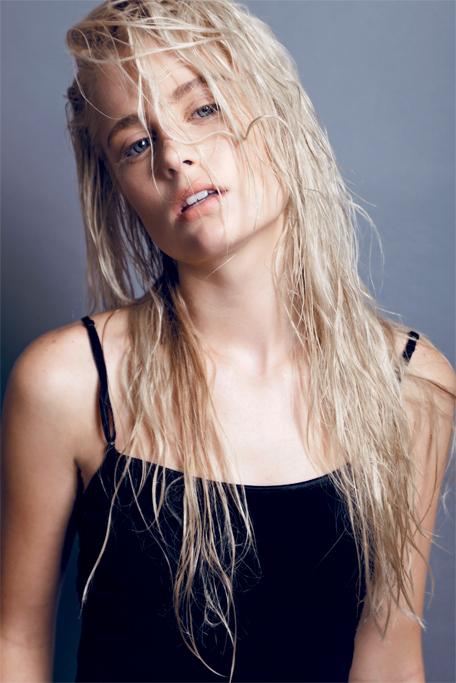 Allison Holton picture