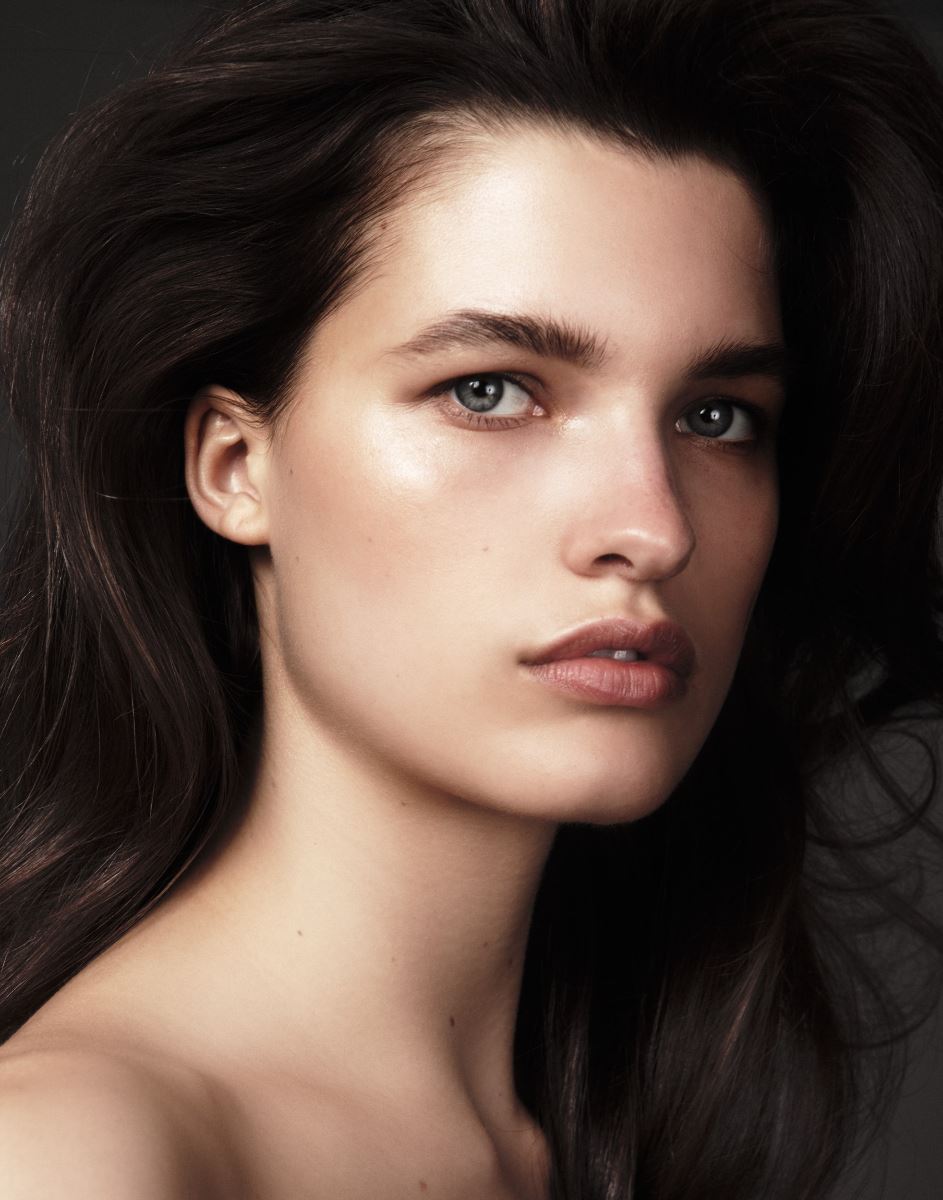 Picture of Julia van Os